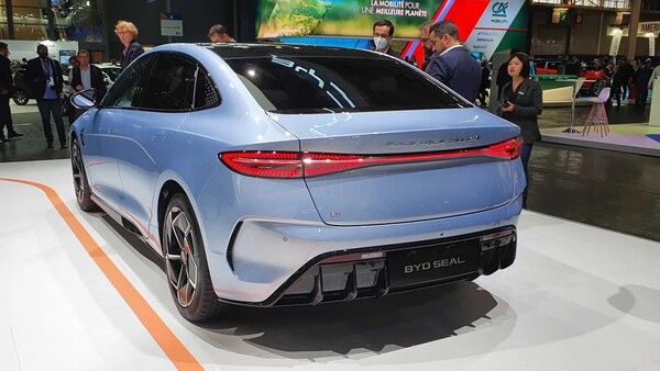 유럽 공략나선 중국 BYD, 고성능 전기 세단 '씰' 2022 파리모터쇼서 공개