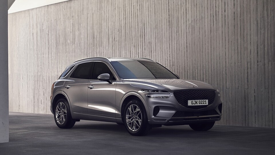 "렉서스 NX와 경쟁 가능?" 출시 앞둔 제네시스 '신형 GV70', 가격 얼마나 인상될까?