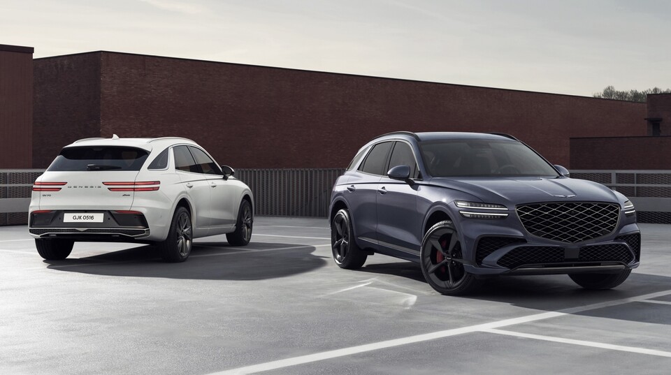 "얼마나 달라졌나" 제네시스, 'GV70 부분변경 모델' 공식 출시... 가격은 5,380만원부터