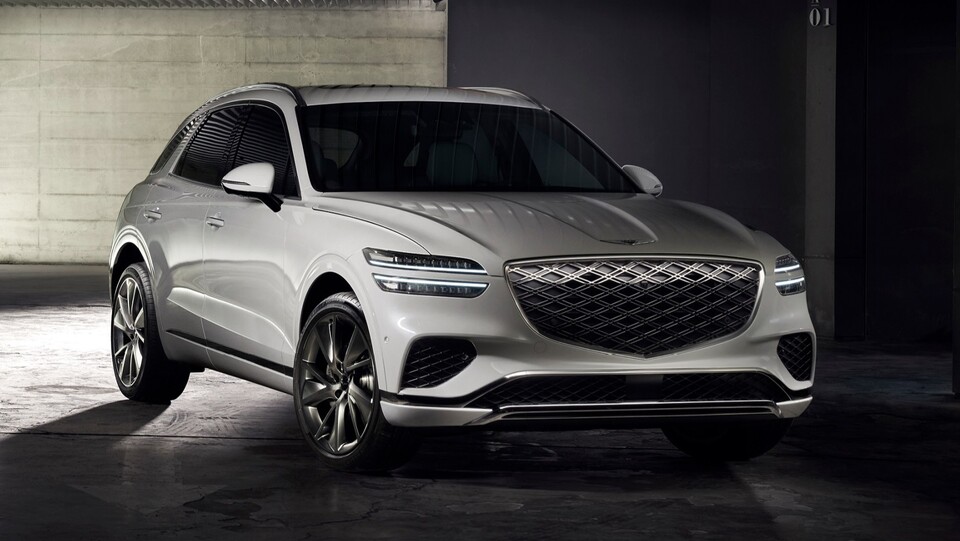 고급 브랜드 대결의 승자는? 제네시스 GV70 VS 렉서스 NX350h