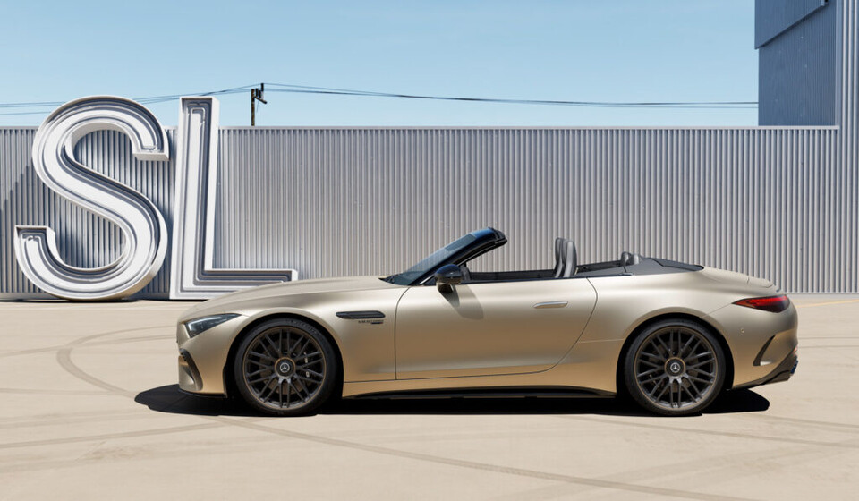 "황금빛으로 물들다" 메르세데스-AMG, 100대 한정 'SL63 마누팍투어 골든 코스트' 공개