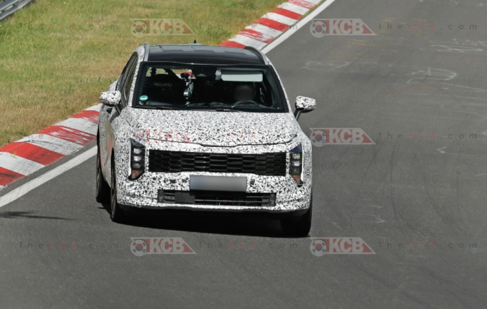 이 정도 가성비라면... KGM '액티언' VS 기아 '신형 스포티지', 무엇을 고를까?