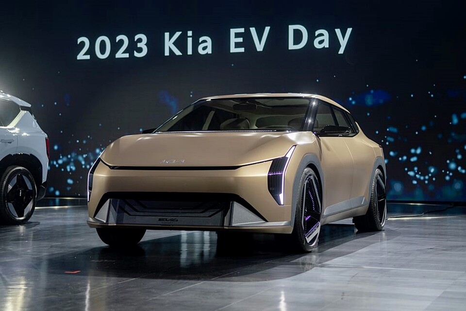 "단종된 K3 대체한다" 기아, 전기 세단 'EV4' 출격 준비. 예상가격은?