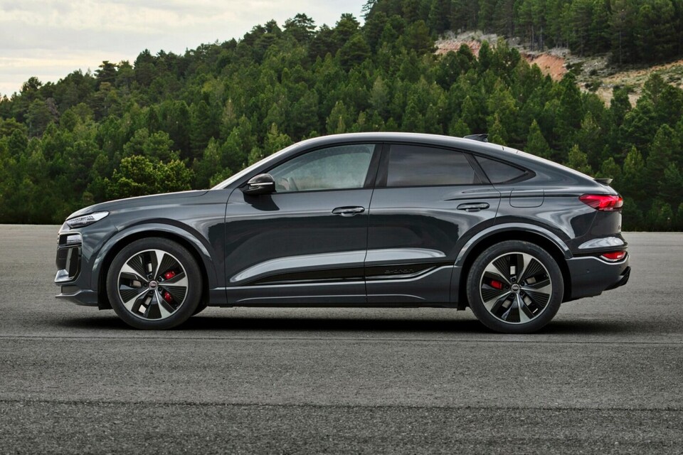 "GV80 쿠페 보고 있나?" 아우디, 쿠페형 전기 SUV 'Q6 e-트론 스포트백' 공개 [2024 파리모터쇼]