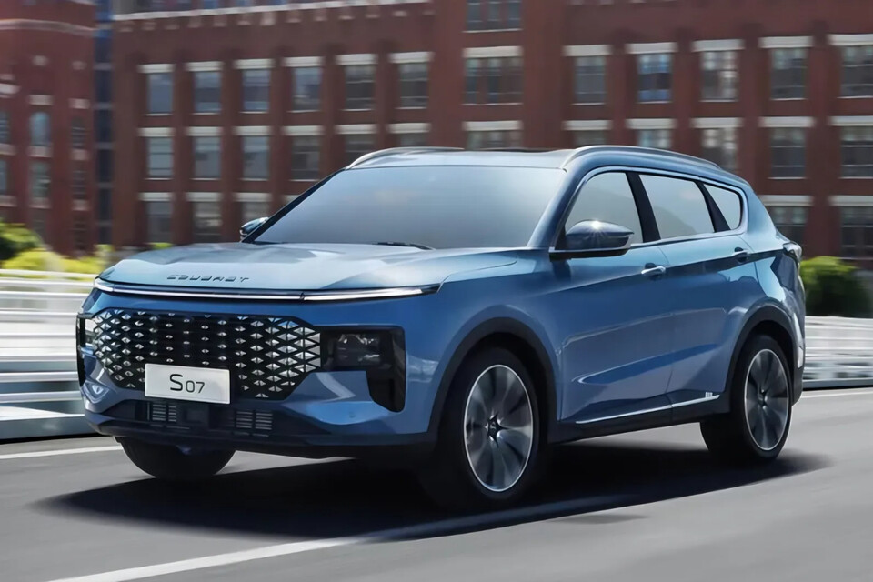 "그랜저 SUV인가?" 현대차 싼타페·그랜저 합친 중국 SUV 정체는?