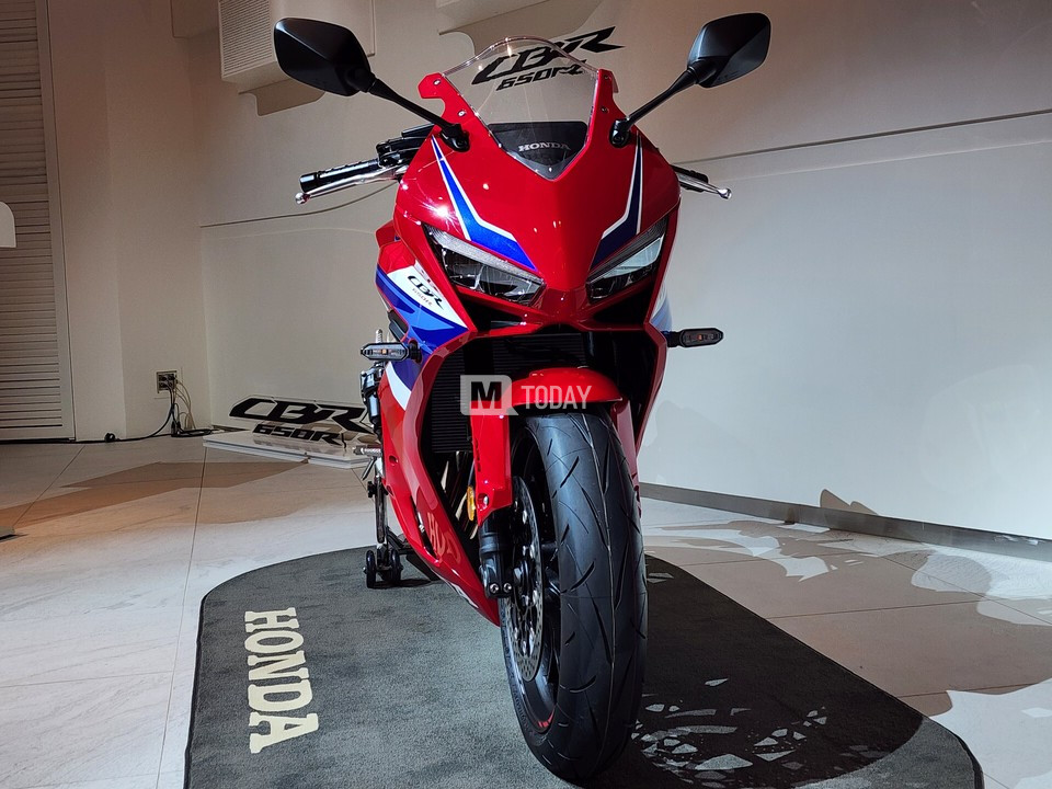 [포토] 혼다만의 개성 담은 로드스포츠 모터사이클 ‘CB650R·CBR650R’