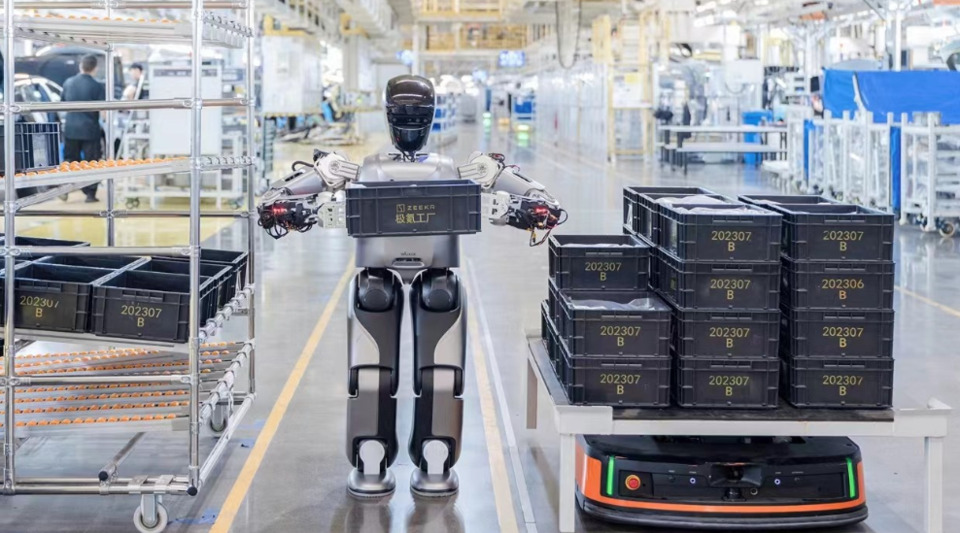 삼성SDI. CATL, 전기차 대신 로봇배터리에 승부. 휴머노이드 로봇 수요 급증