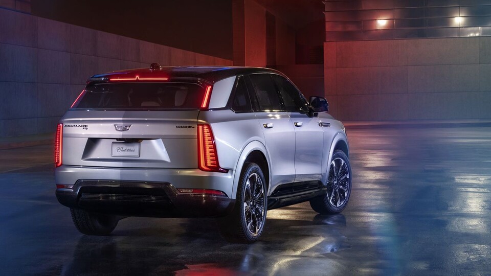 "가격 낮추고 주행거리 늘린다!" GM·LG엔솔, 2028년 LMR 각형 배터리 도입 예고