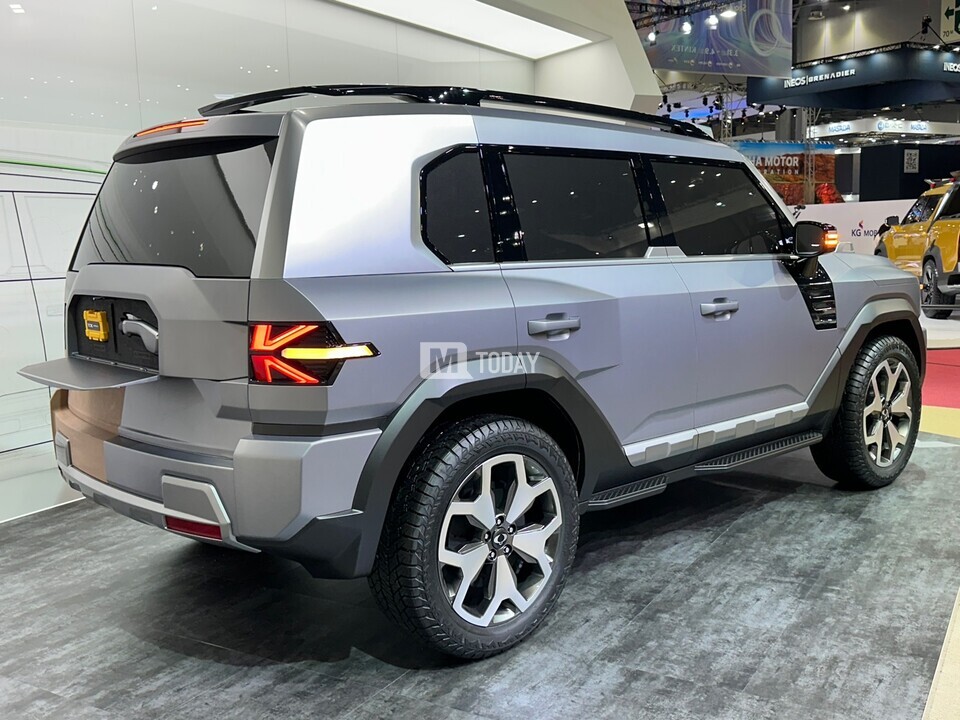 투싼·스포티지 뛰어넘는 기대작! 코란도 후속 KR10, 예상 가격은 얼마?