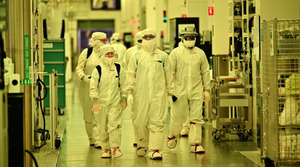 인텔, 애리조나공장서 최첨단 2nm 기술로 개인용 컴퓨터용 반도체 생산 개시